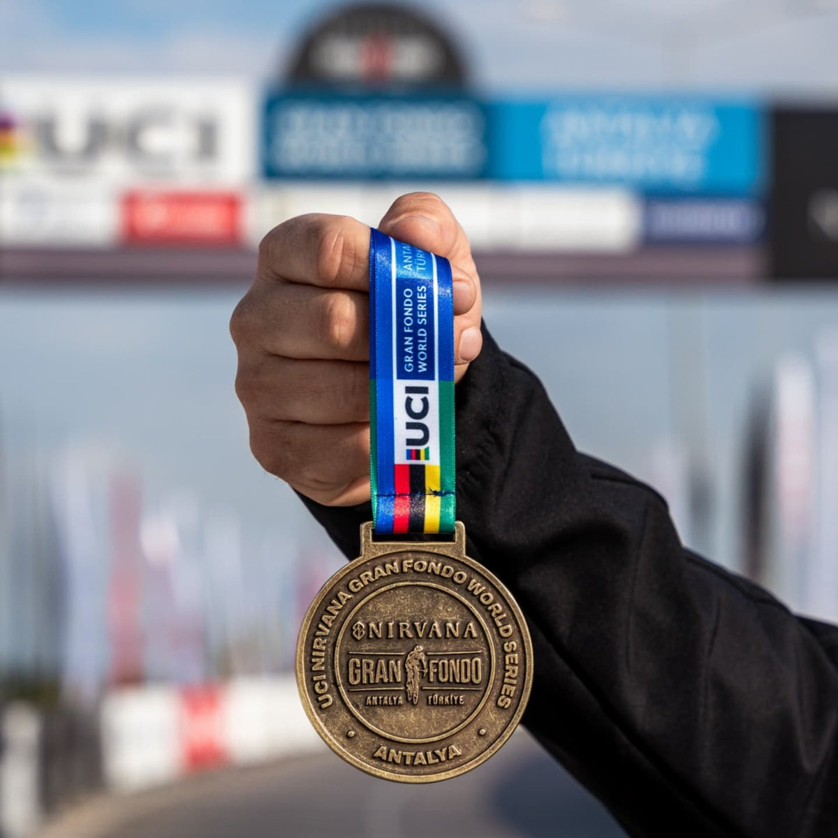 469110838_591915440033149_6450712690280907914_n.jpg?v=1733294137&width=1200